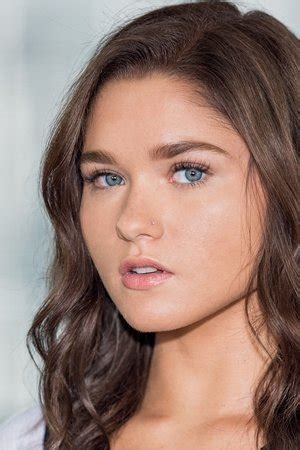 Zoe Bloom The Movie Database Tmdb