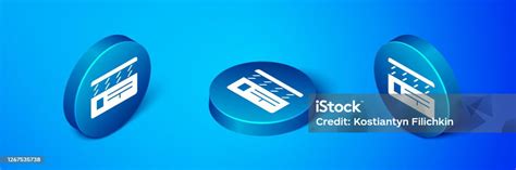 파란색 배경에 격리 된 등색 무비 클래퍼 아이콘 영화 클래퍼 보드 클래퍼보드 기호 영화 제작 또는 미디어 산업 파란색 원