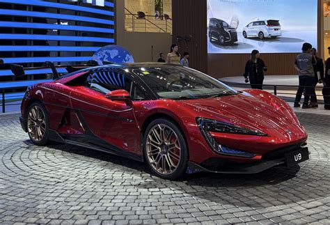 Denza Debut Di Giias 2025 Pamer Z9 Dan Yangwang U9 Okezone Ototekno