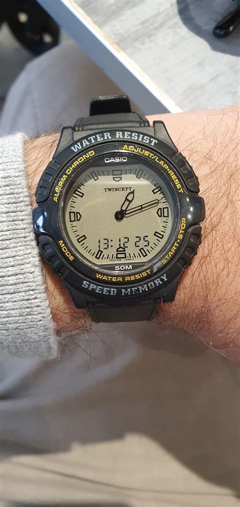 Twincept R Casio