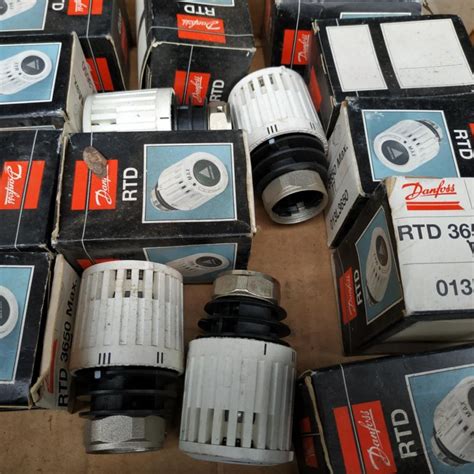 Термостатическая головка Danfoss Rtd 3650 купить в Москве цена 150 руб продано 17 сентября