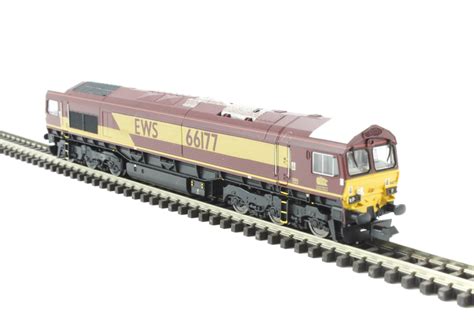 Dapol 2d 007 003d Class 66 66177 In Ews Maroon And Gold With Experimental