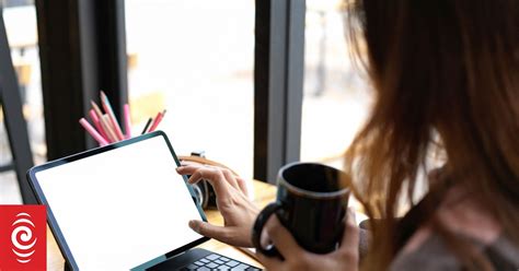 Campaigners Call For Tighter Restrictions On Illegal Sexual Content Online RNZ News