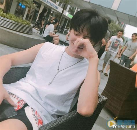 Pin by SsZuuSs on 肖宇梁 Xiao Yu Liang Tiêu Vũ Lương Kpop guys Actors Guys