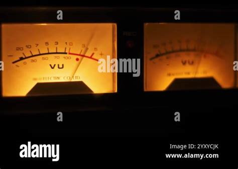 Analog Audio Recorder Stock Videos And Footage Hd And 4k Video Clips Alamy