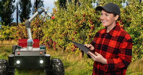 Farmer Controls Autonomous Robot Harvester With Robotic Arm Harvesting