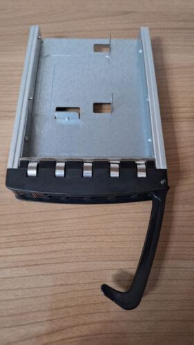 Supermicro MCP-220-00080-0B 2.5" SSD HDD auf 3.5" Caddy Tray 01-SC74341 ...