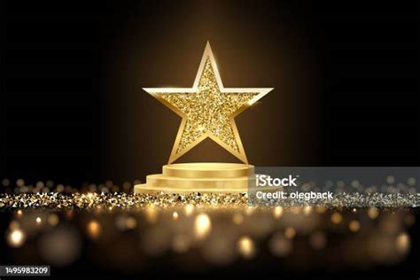 별이 빛나는 황금 3 단계 연단 어두운 배경에 반짝이와 밝은 연기가 있는 금색 무대 영화와 영화의 할리우드 명성 또는 스포츠 벡터 일러스트레이션의 챔피언십 상에 대한 스톡