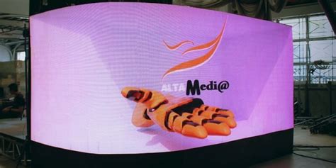 3d anamorphic video screen illusion virtual on