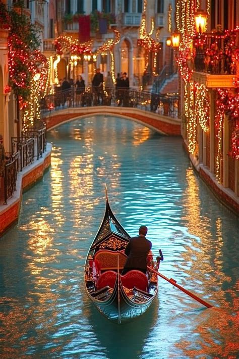 Romantic Venice Gondola Ride Italy Venice Floating City Gondola