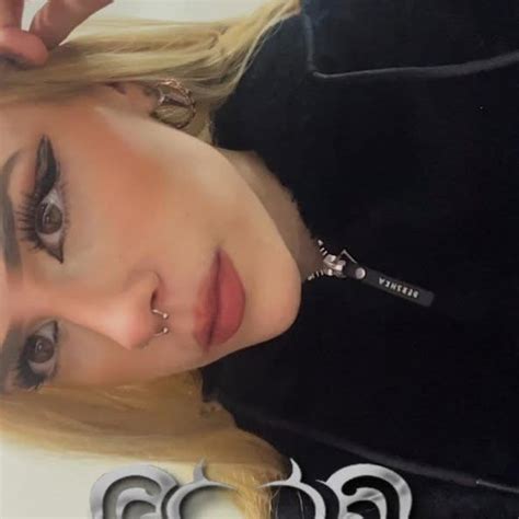 𝖆𝖑𝖇𝖆† Albaa Diiaaz • Threads Say More