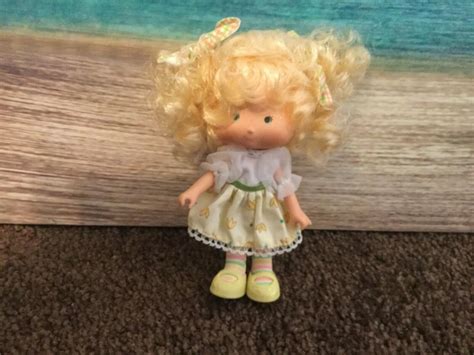 Vintage Strawberry Shortcake Rare Banana Twirl Berrykin Doll 2091357876