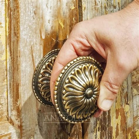Antique Solid Brass Centre Front Door Knob Pull Dia 3 Inches Ornate