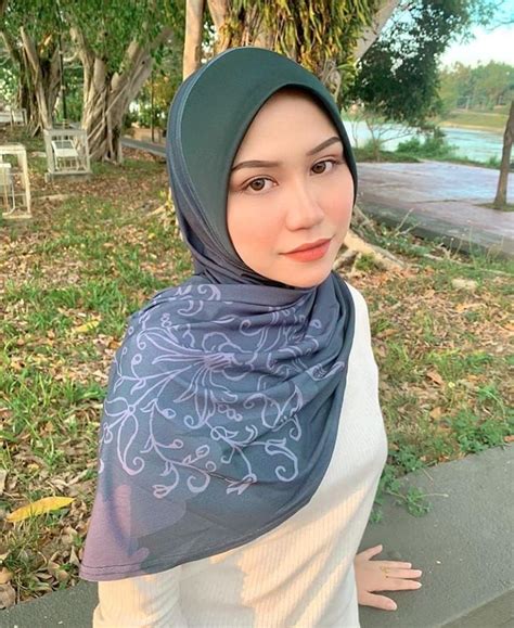 Gadis Melayu🇲🇾 Di Instagram “hi Gadis 🌸 Korang Nak Free Repost Utk Gambar Korang Ikut Step