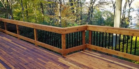 Horizontal Deck Railing Ideas To Inspire Your Next OFF
