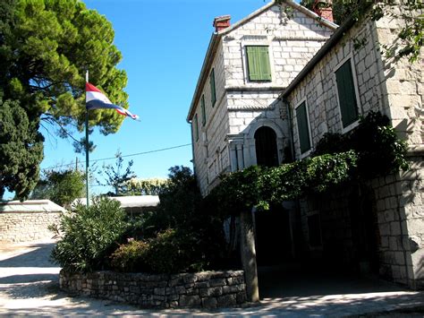 Znamenitosti Tz Solin