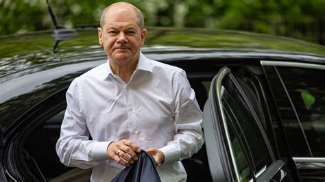 Защо германският канцлер Шолц не се вози на електромобил Auto Bild България