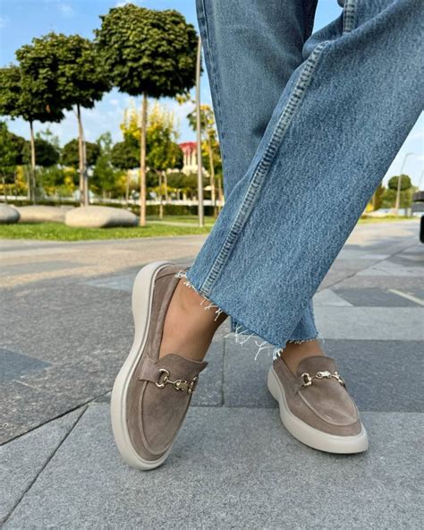 Взуття жіноче лофери кросівки челсі чоботи труби туфлі ️ ️ ️ новинка на відшив ️ ️ ️