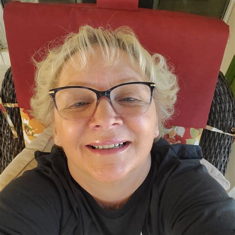 Linda Lorraine Groth