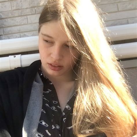 Elon Musks Trans Daughter Vivian Shines At Nyfw Debut