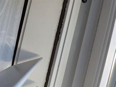 Window Not Closing And Cracked Caulk Rfixit