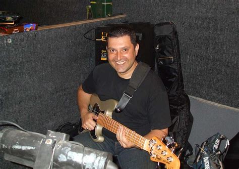 Book Jeremy Labrooy At Entertainment Now