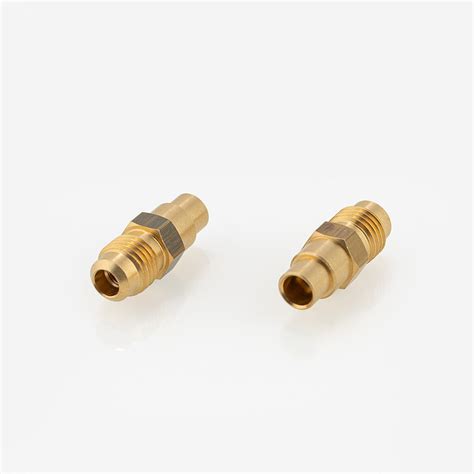 ШТУЦЕР (клапан Шредера) CASTEL Access Fitting 1/4" SAE Flare x 6 ODS ,8 ...