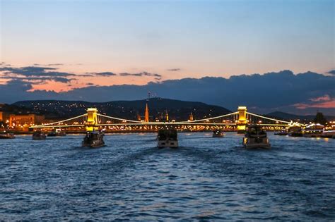 Premium Photo Evening View Of The Danube River Bridges Sights Of