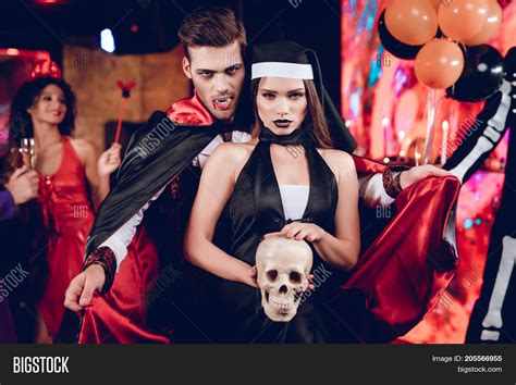Sexy Male Vampire Costume