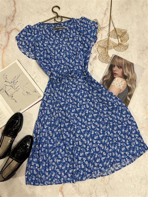 Плаття в квіти — ціна 279 грн у каталозі Короткі сукні Купити жіночі