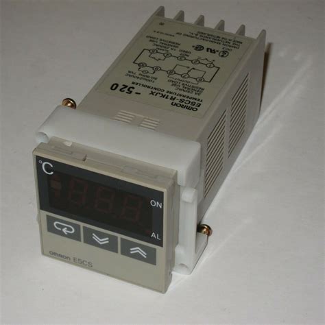 E5cs R1kjx 520 Omron Temperature Controller Vtc Solar