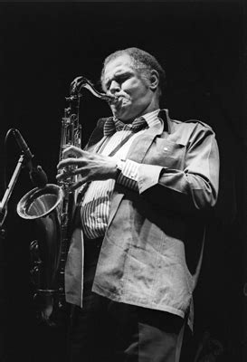 Dexter Gordon Jazz Saxophone Tenor Biography Albums And More All