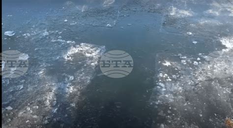 За трета поредна година Богоявление се отбелязва по специфичен начин в Плетварското езеро в