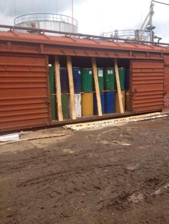 Производим битум фасованный в металлических бочках по 190 кг в крытых ...