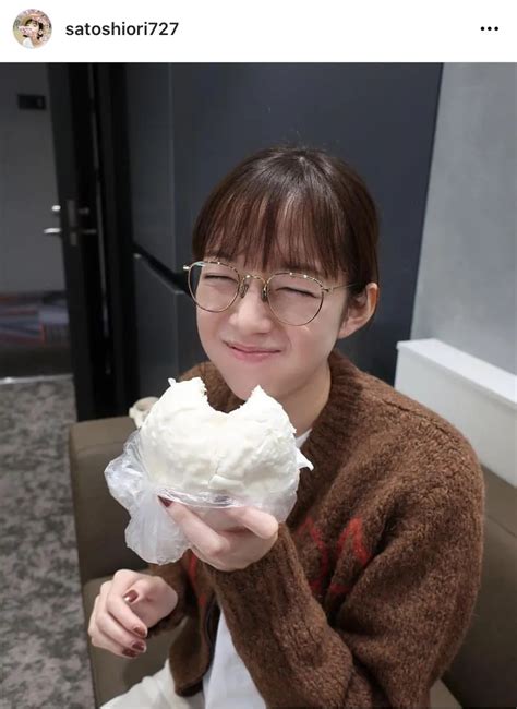画像・写真 “ドキッとしてしまう”…佐藤栞里、大人の色気も漂う美背中あらわのバックショットに「アンニュイな感じもいい」など反響続々 23 27