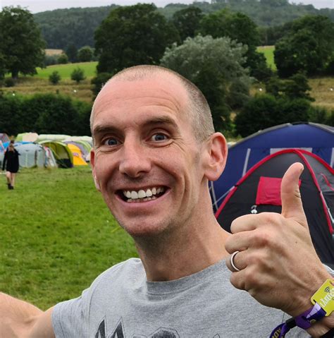 Simon Wraight Medium