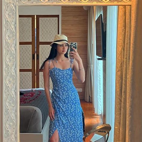 Potret Gege Elisa Yang Bikin Gagal Fokus Model Cantik Yang Dituding Selingkuhan Desta