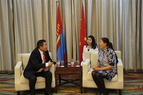 Дорноговь аймгийн ИТХ ын дарга С Түмэнбаяр Эрээн хотын Ардын төлөөлөгчдийн хурлын даргатай