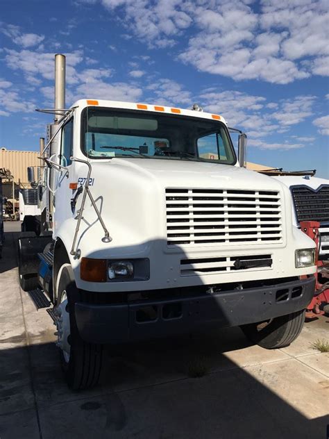 Salvage 2001 International 8100 S A Day Cab Tractor For Parts Phoenix