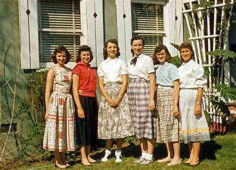 Vintage Photos Of Teenage Girls Fashion In The 1950s Rare Historical