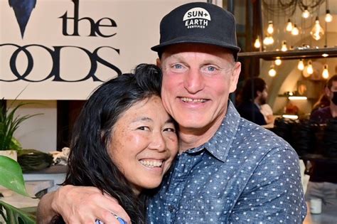 Who Is Woody Harrelsons Wife Laura Louie The Us Sun