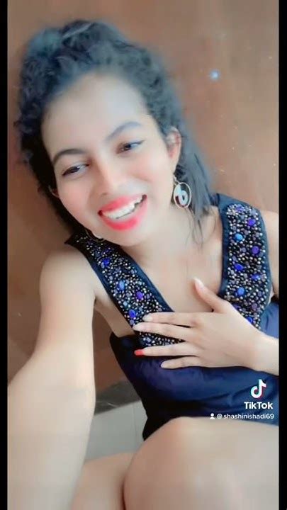 මේ අහපන් ඩෝ මගෙ Voice එක 😂 අම්බෝ ශෂී ඔයා 😂 Youtube