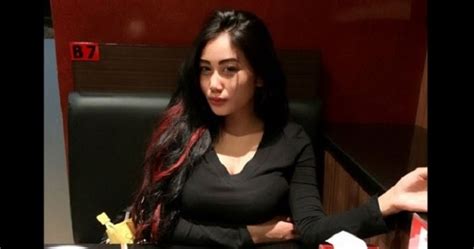 Foto Hot Pamela Safitri Terbaru Gak Kuat Iman Bisa Tergoda Foto Bugil