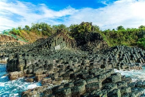 10 Jaw Dropping Basalt Formations Around The World