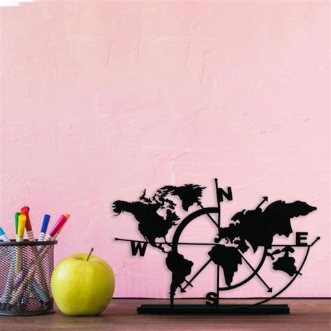 Metal World Map Compass Decorative Table Piece At Rs 200 In Kolkata Id 8094506