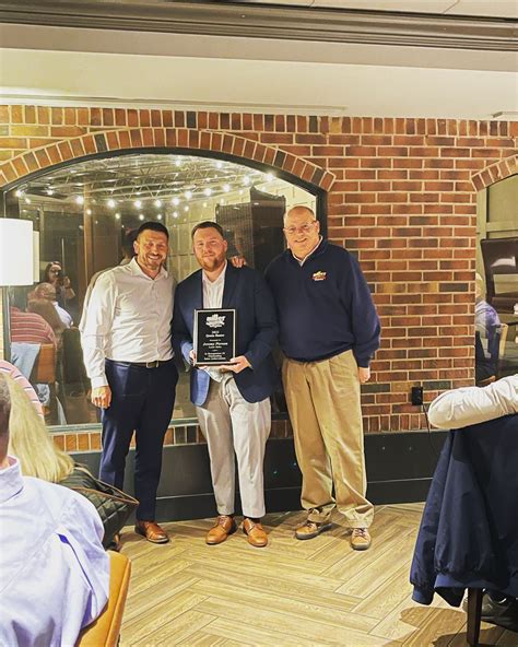 Sales Team Transportation Truckingindustry Nowhiring Hannah Moitozo