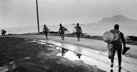 제주 해녀를 사진에 담다