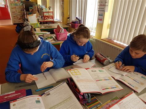 MATHS Constructing Circles We Are Learning To Construct Circles And Working On Problems