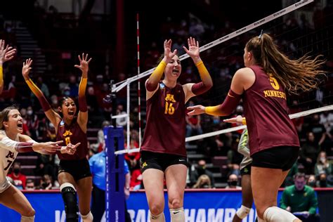 Ncaa Volleyball No 12 Gophers Take Aim At Fourth Final Four Since