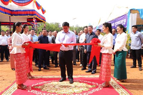 លោក សាយ សំអាល់ ប្រាប់ឲ្យសិស្សានុសិស្សខិតខំរៀនសូត្រ ដើម្បីអនាគតភ្លឺស្វាង Khmer First